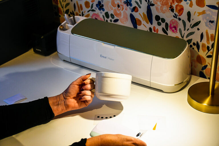 This Adorable DIY Christmas Mug is Easy to Make and a Fun Holiday Gift!